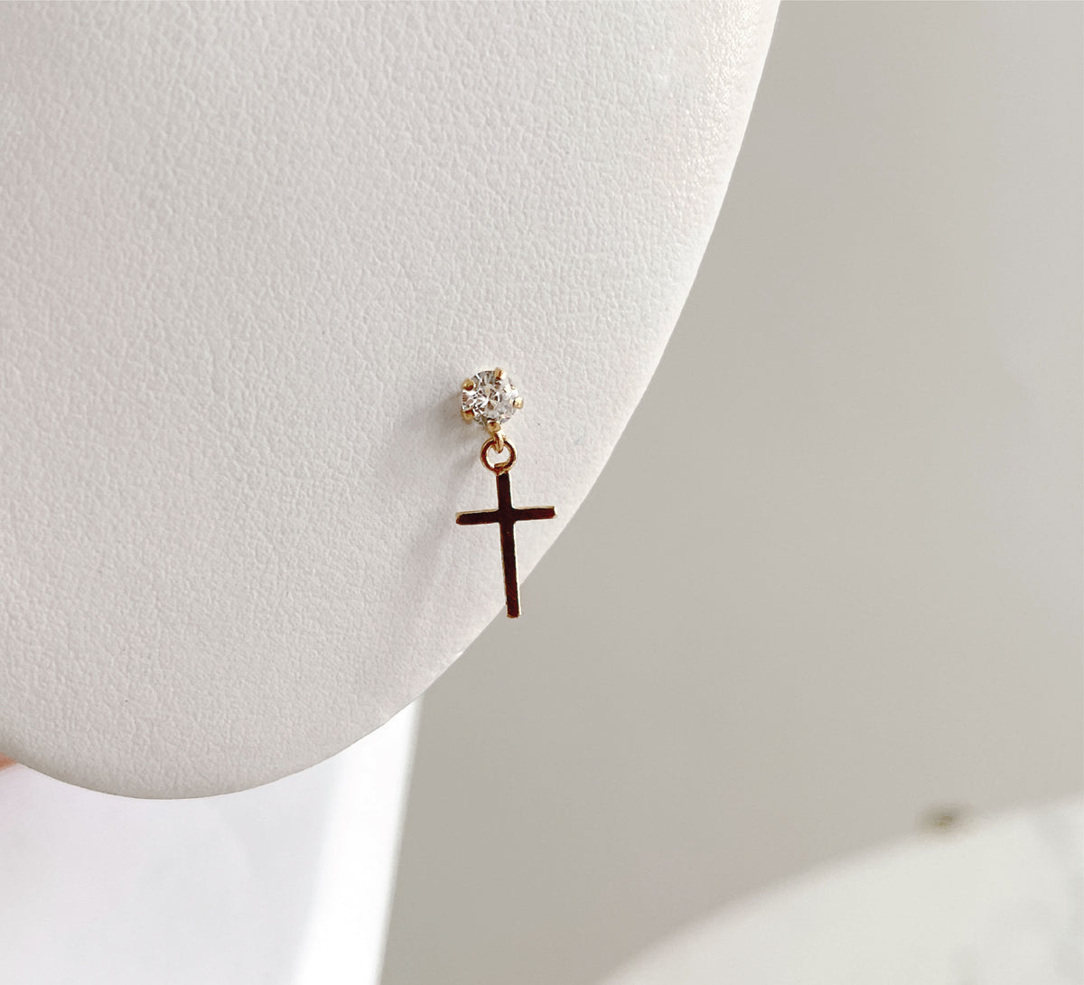 Arete Cruz Colgante Oro 10K (Elige 1 pieza o 1 par antes de agregar al ...
